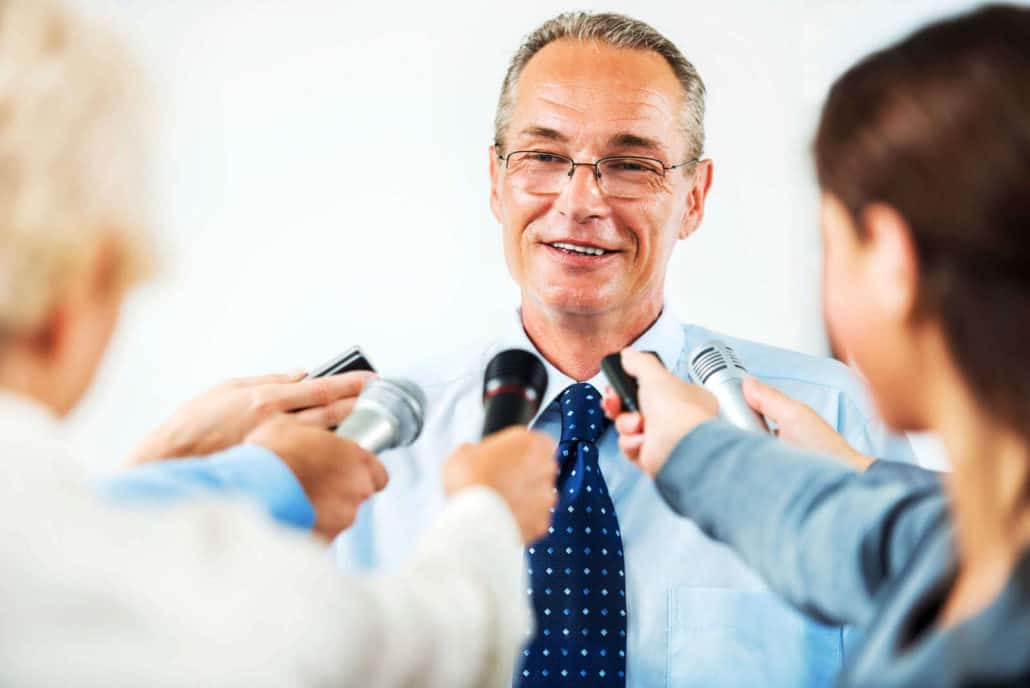 Comment organiser une conférence de presse ? | Steve Axentios